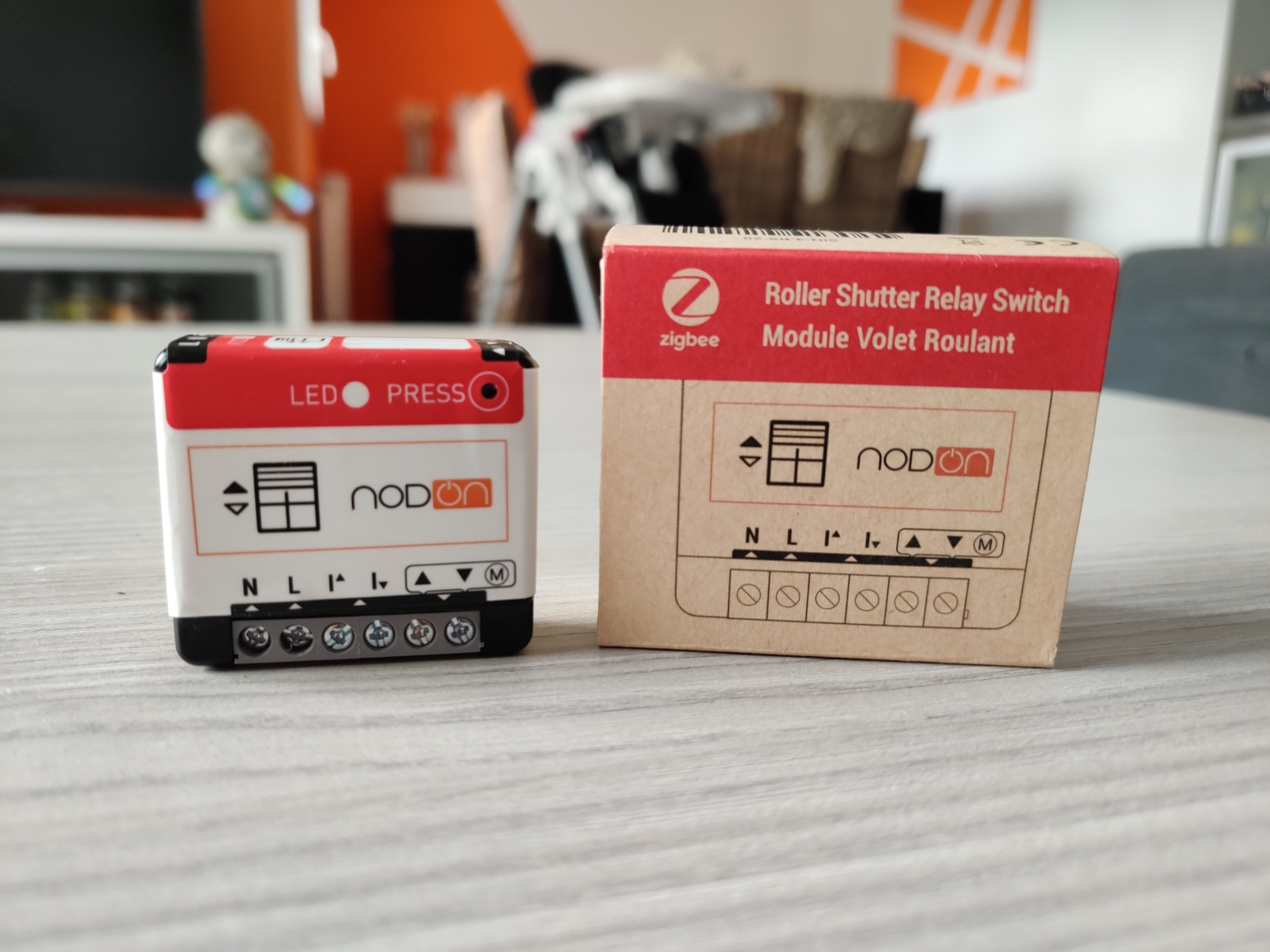 Le module volet roulant Zigbee de NodOn compatible avec Jeedom